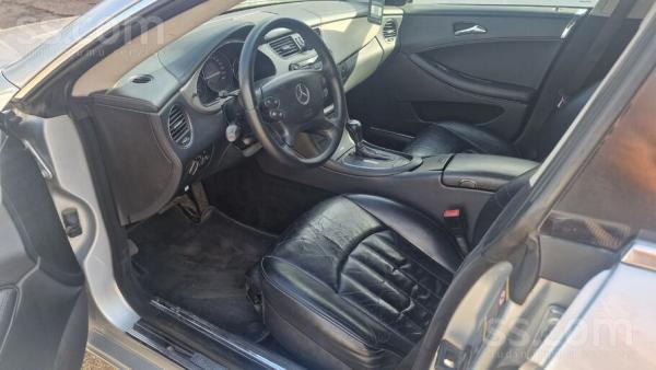 Pelēks Mercedes-Benz CLS 320 2006 Rīga, ar dzinēja tilpumu 3.00 L un nobraukumu 225 tūkst. km par 5650 €, foto 9 vietnē AUTOMOTO.COM.LV