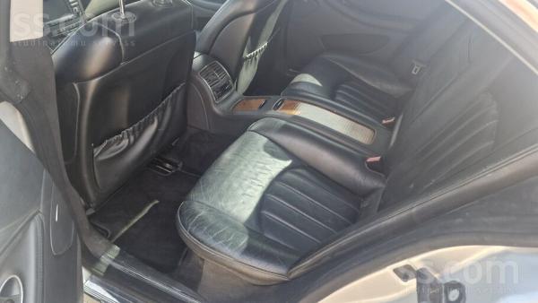 Pelēks Mercedes-Benz CLS 320 2006 Rīga, ar dzinēja tilpumu 3.00 L un nobraukumu 225 tūkst. km par 5650 €, foto 10 vietnē AUTOMOTO.COM.LV