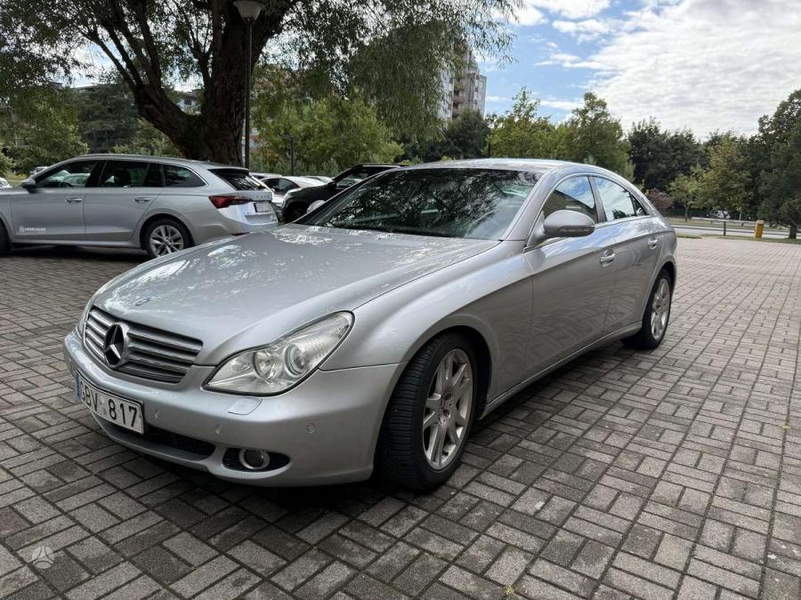 Pelēks Mercedes-Benz CLS 320 2006 Palanga, ar dzinēja tilpumu 2.99 L un nobraukumu 510 tūkst. km par 4000 €, foto 1 vietnē AUTOMOTO.COM.LV