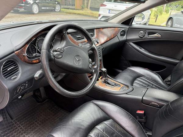 Pelēks Mercedes-Benz CLS 320 2006 Palanga, ar dzinēja tilpumu 2.99 L un nobraukumu 510 tūkst. km par 4000 €, foto 11 vietnē AUTOMOTO.COM.LV