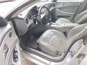 Pelēks Mercedes-Benz CLS 320 2007 Rīga, ar dzinēja tilpumu 3.00 L un nobraukumu 380 tūkst. km par 3800 €, foto 9 vietnē AUTOMOTO.COM.LV
