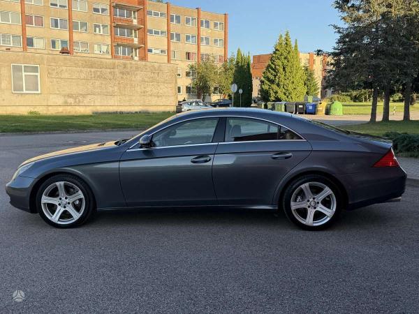 Pelēks Mercedes-Benz CLS 320 2007 Utena, ar dzinēja tilpumu 3.00 L un nobraukumu 315 tūkst. km par 4440 €, foto 10 vietnē AUTOMOTO.COM.LV