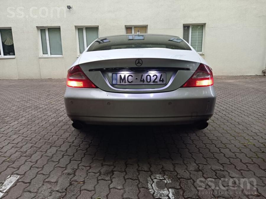 Grey Mercedes-Benz CLS 320 2008 in Riga, with an engine capacity of 3.00 L and mileage of 360 thousand km for 5800 €, photo 7 on AUTOMOTO.COM.LV