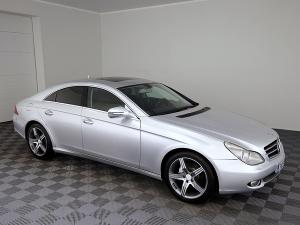 Pelēks Mercedes-Benz CLS 320 2008 Tallina, ar dzinēja tilpumu 3.00 L un nobraukumu 285 tūkst. km par 3999 €, foto  vietnē AUTOMOTO.COM.LV