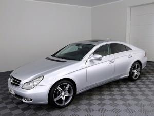 Pelēks Mercedes-Benz CLS 320 2008 Tallina, ar dzinēja tilpumu 3.00 L un nobraukumu 285 tūkst. km par 3999 €, foto 3 vietnē AUTOMOTO.COM.LV