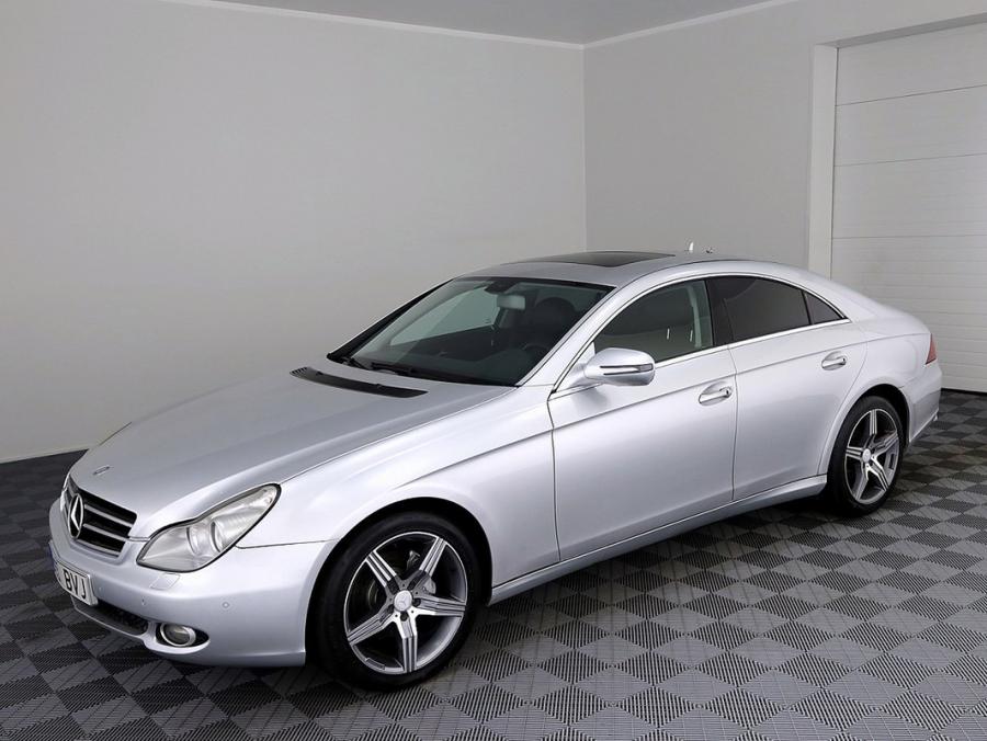 Pelēks Mercedes-Benz CLS 320 2008 Tallina, ar dzinēja tilpumu 3.00 L un nobraukumu 285 tūkst. km par 3999 €, foto 11 vietnē AUTOMOTO.COM.LV