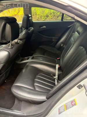 Pelēks Mercedes-Benz CLS 320 2008 Talsi, ar dzinēja tilpumu 3.00 L un nobraukumu 310 tūkst. km par 5000 €, foto 9 vietnē AUTOMOTO.COM.LV