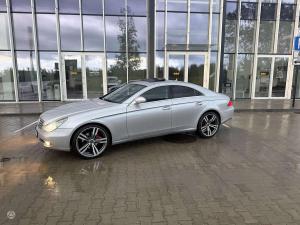 Grey Mercedes-Benz CLS 320 2009 in Vilnius, with an engine capacity of 2.99 L and mileage of 440 thousand km for 4000 €, photo 8 on AUTOMOTO.COM.LV