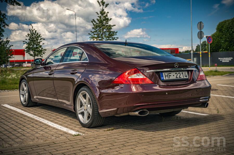 Sarkans Mercedes-Benz CLS 320 2006 Limbaži, ar dzinēja tilpumu 3.00 L un nobraukumu 543 tūkst. km par 4500 €, foto 5 vietnē AUTOMOTO.COM.LV