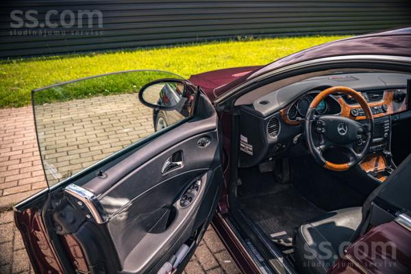Red Mercedes-Benz CLS 320 2006 in Limbazi, with an engine capacity of 3.00 L and mileage of 543 thousand km for 4500 €, photo 6 on AUTOMOTO.COM.LV