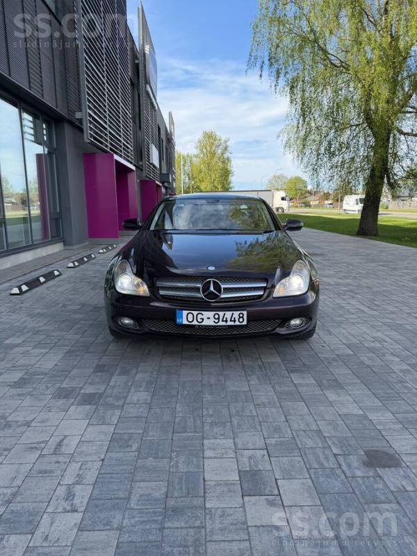 Sarkans Mercedes-Benz CLS 320 2009 Rīga, ar dzinēja tilpumu 3.00 L un nobraukumu 327 tūkst. km par 7900 €, foto 5 vietnē AUTOMOTO.COM.LV