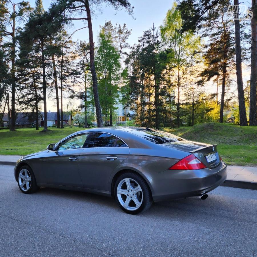 Mercedes-Benz CLS 320 2006 in Vilnius, with an engine capacity of 3.00 L and mileage of 350 thousand km for 3500 €, photo 5 on AUTOMOTO.COM.LV