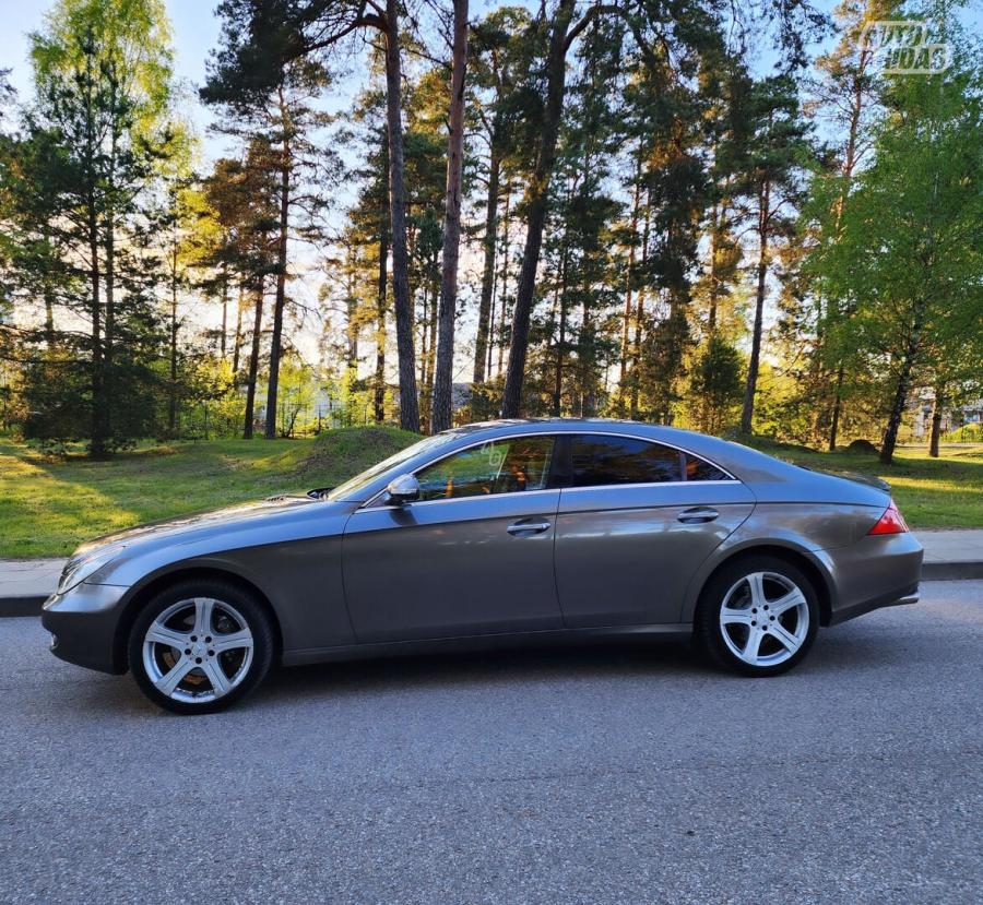 Mercedes-Benz CLS 320 2006 in Vilnius, with an engine capacity of 3.00 L and mileage of 350 thousand km for 3500 €, photo 7 on AUTOMOTO.COM.LV
