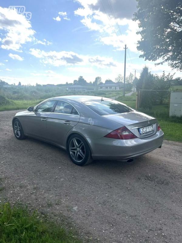 Mercedes-Benz CLS 320 2006 in Vilnius, with an engine capacity of 3.00 L and mileage of 380 thousand km for 2650 €, photo 4 on AUTOMOTO.COM.LV