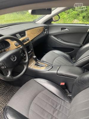 Mercedes-Benz CLS 320 2006 Ukmergė, ar dzinēja tilpumu 3.00 L un nobraukumu 271 tūkst. km par 3600 €, foto 12 vietnē AUTOMOTO.COM.LV