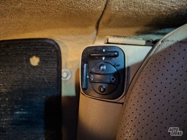 Мерседес ЦЛС 320 2007 в Юрбаркас на AUTOMOTO.COM.LV Мерседес ЦЛС 320 2007 в Юрбаркас, объемом двигателя 3.00 л и пробегом 386 тыс. км за 4750 €, фото 11 на AUTOMOTO.COM.LV