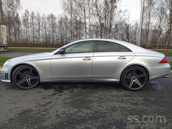 Mercedes-Benz CLS 320 2008 in Riga, with an engine capacity of 3.00 L and mileage of 350 thousand km for 6000 €, photo 3 on AUTOMOTO.COM.LV