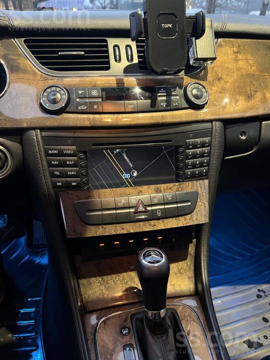 Mercedes-Benz CLS 320 2008 Rīga, ar dzinēja tilpumu 3.00 L un nobraukumu 321 tūkst. km par 4700 €, foto 13 vietnē AUTOMOTO.COM.LV