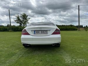 Balts Mercedes-Benz CLS 320 2008 Rīga, ar dzinēja tilpumu 3.20 L un nobraukumu 315 tūkst. km par 6500 €, foto 3 vietnē AUTOMOTO.COM.LV