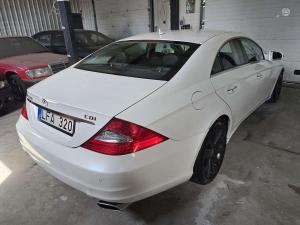 Balts Mercedes-Benz CLS 320 2009 Viļņa, ar dzinēja tilpumu 2.99 L un nobraukumu 406 tūkst. km par 4400 €, foto 4 vietnē AUTOMOTO.COM.LV