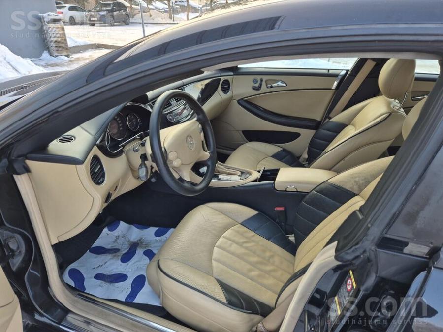 Melns Mercedes-Benz CLS 350 2004 Rīga, ar dzinēja tilpumu 3.50 L un nobraukumu 323 tūkst. km par 5250 €, foto 6 vietnē AUTOMOTO.COM.LV