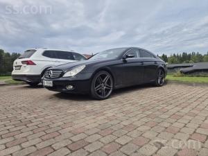 Melns Mercedes-Benz CLS 350 2004 Rīga, ar dzinēja tilpumu 3.50 L un nobraukumu 0 tūkst. km par 4500 €, foto 7 vietnē AUTOMOTO.COM.LV