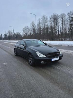 Melns Mercedes-Benz CLS 350 2006 Šauļi, ar dzinēja tilpumu 3.50 L un nobraukumu 303 tūkst. km par 5499 €, foto 20 vietnē AUTOMOTO.COM.LV