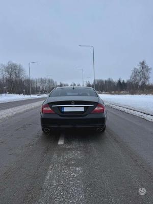 Black Mercedes-Benz CLS 350 2006 in Siauliai, with an engine capacity of 3.50 L and mileage of 303 thousand km for 5499 €, photo 15 on AUTOMOTO.COM.LV