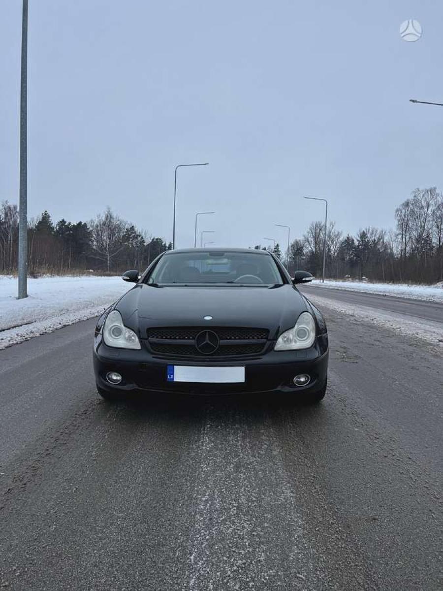 Black Mercedes-Benz CLS 350 2006 in Siauliai, with an engine capacity of 3.50 L and mileage of 303 thousand km for 5499 €, photo 19 on AUTOMOTO.COM.LV