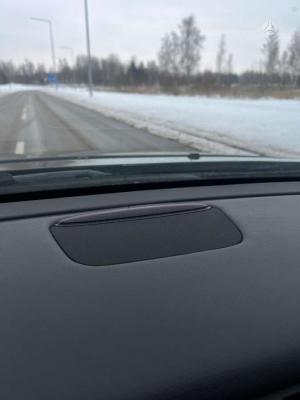 Black Mercedes-Benz CLS 350 2006 in Siauliai, with an engine capacity of 3.50 L and mileage of 303 thousand km for 5499 €, photo 34 on AUTOMOTO.COM.LV