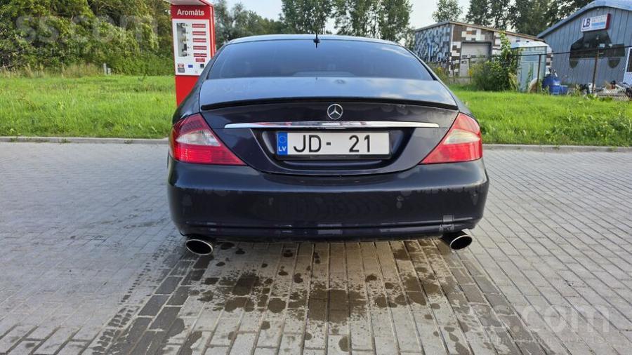 Melns Mercedes-Benz CLS 350 2007 Rīga, ar dzinēja tilpumu 3.50 L un nobraukumu 258 tūkst. km par 3200 €, foto 7 vietnē AUTOMOTO.COM.LV