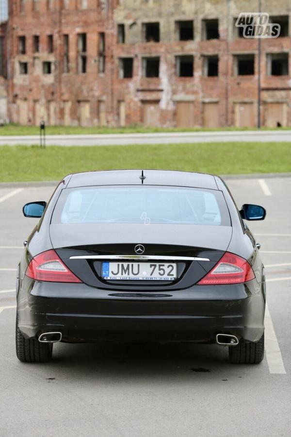 Black Mercedes-Benz CLS 350 2008 in Siauliai, with an engine capacity of 3.50 L and mileage of 252 thousand km for 5000 €, photo 9 on AUTOMOTO.COM.LV