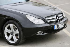 Black Mercedes-Benz CLS 350 2008 in Siauliai, with an engine capacity of 3.50 L and mileage of 252 thousand km for 5000 €, photo 15 on AUTOMOTO.COM.LV