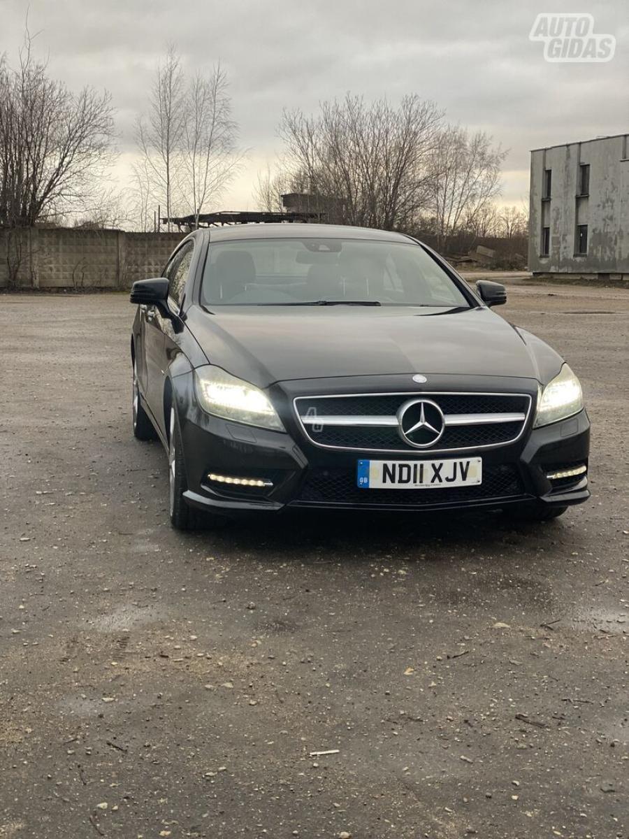 Black Mercedes-Benz CLS 350 2011 in Kupiskis, with an engine capacity of 3.00 L and mileage of 149 thousand km for 6950 €, photo 2 on AUTOMOTO.COM.LV