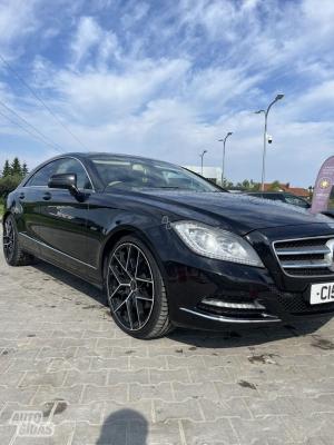 Black Mercedes-Benz CLS 350 2011 in Kretinga, with an engine capacity of 3.00 L and mileage of 187 thousand km for 7000 €, photo 4 on AUTOMOTO.COM.LV