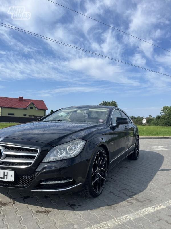 Black Mercedes-Benz CLS 350 2011 in Kretinga, with an engine capacity of 3.00 L and mileage of 187 thousand km for 7000 €, photo 5 on AUTOMOTO.COM.LV