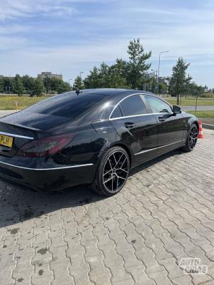 Black Mercedes-Benz CLS 350 2011 in Kretinga, with an engine capacity of 3.00 L and mileage of 187 thousand km for 7000 €, photo 7 on AUTOMOTO.COM.LV