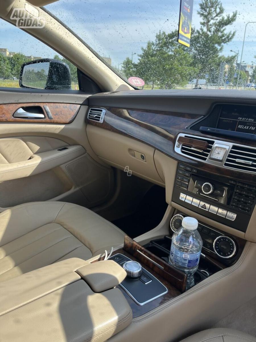 Black Mercedes-Benz CLS 350 2011 in Kretinga, with an engine capacity of 3.00 L and mileage of 187 thousand km for 7000 €, photo 10 on AUTOMOTO.COM.LV