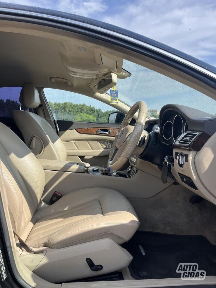 Black Mercedes-Benz CLS 350 2011 in Kretinga, with an engine capacity of 3.00 L and mileage of 187 thousand km for 7000 €, photo 14 on AUTOMOTO.COM.LV
