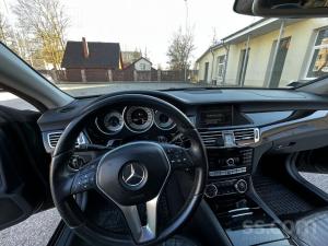 Melns Mercedes-Benz CLS 350 2011 Preiļi, ar dzinēja tilpumu 3.00 L un nobraukumu 310 tūkst. km par 11000 €, foto 10 vietnē AUTOMOTO.COM.LV