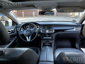 Melns Mercedes-Benz CLS 350 2011 Preiļi, ar dzinēja tilpumu 3.00 L un nobraukumu 310 tūkst. km par 11000 €, foto 13 vietnē AUTOMOTO.COM.LV