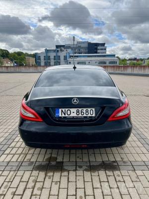 Melns Mercedes-Benz CLS 350 2012 Rīga, ar dzinēja tilpumu 3.00 L un nobraukumu 264 tūkst. km par 11990 €, foto 6 vietnē AUTOMOTO.COM.LV