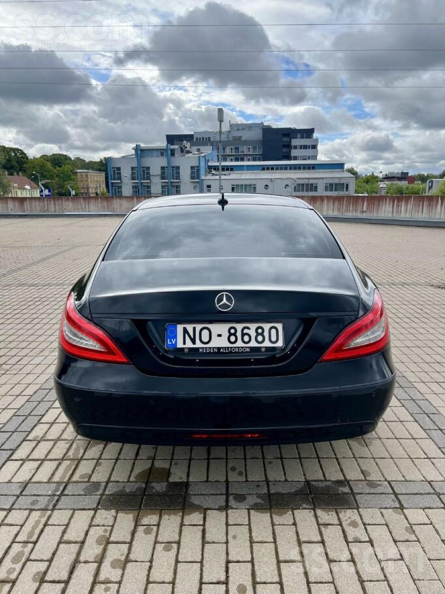 Melns Mercedes-Benz CLS 350 2012 Rīga, ar dzinēja tilpumu 3.00 L un nobraukumu 264 tūkst. km par 11990 €, foto 6 vietnē AUTOMOTO.COM.LV