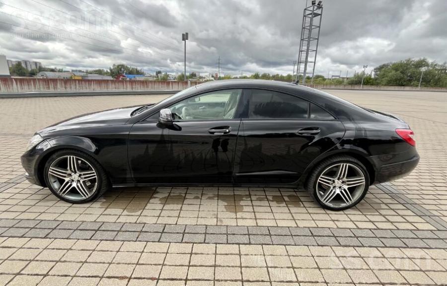 Melns Mercedes-Benz CLS 350 2012 Rīga, ar dzinēja tilpumu 3.00 L un nobraukumu 264 tūkst. km par 11990 €, foto 8 vietnē AUTOMOTO.COM.LV