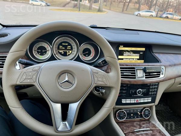 Melns Mercedes-Benz CLS 350 2012 Rīga, ar dzinēja tilpumu 3.00 L un nobraukumu 264 tūkst. km par 11990 €, foto 10 vietnē AUTOMOTO.COM.LV