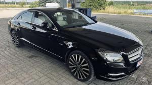 Melns Mercedes-Benz CLS 350 2012 Viļņa, ar dzinēja tilpumu 2.99 L un nobraukumu 377 tūkst. km par 10500 €, foto 6 vietnē AUTOMOTO.COM.LV