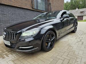 Melns Mercedes-Benz CLS 350 2012 Prienai, ar dzinēja tilpumu 2.99 L un nobraukumu 300 tūkst. km par 12000 €, foto 4 vietnē AUTOMOTO.COM.LV