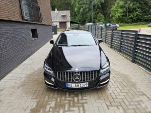 Melns Mercedes-Benz CLS 350 2012 Prienai, ar dzinēja tilpumu 2.99 L un nobraukumu 300 tūkst. km par 12000 €, foto 5 vietnē AUTOMOTO.COM.LV