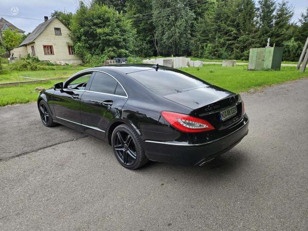 Melns Mercedes-Benz CLS 350 2012 Prienai, ar dzinēja tilpumu 2.99 L un nobraukumu 300 tūkst. km par 12000 €, foto 8 vietnē AUTOMOTO.COM.LV