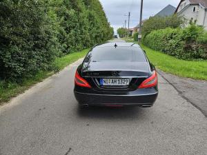 Melns Mercedes-Benz CLS 350 2012 Prienai, ar dzinēja tilpumu 2.99 L un nobraukumu 300 tūkst. km par 12000 €, foto 12 vietnē AUTOMOTO.COM.LV